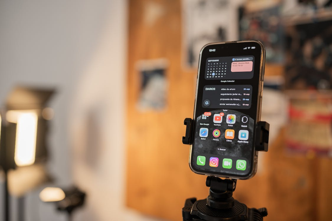 4 Things to Look for When Buying a 360 Photo Booth - ChackTok